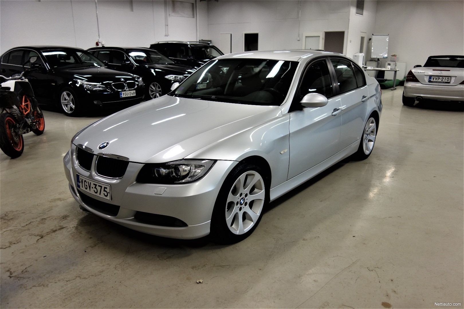 BMW 320 E90 Sedan Business SUPERHYV RAHOITUS ILMAN K SIRAHAA